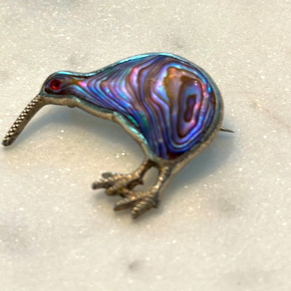 Jewelry | Vintage Ataahua Paua Shell Kiwi Bird Pin | Poshmark